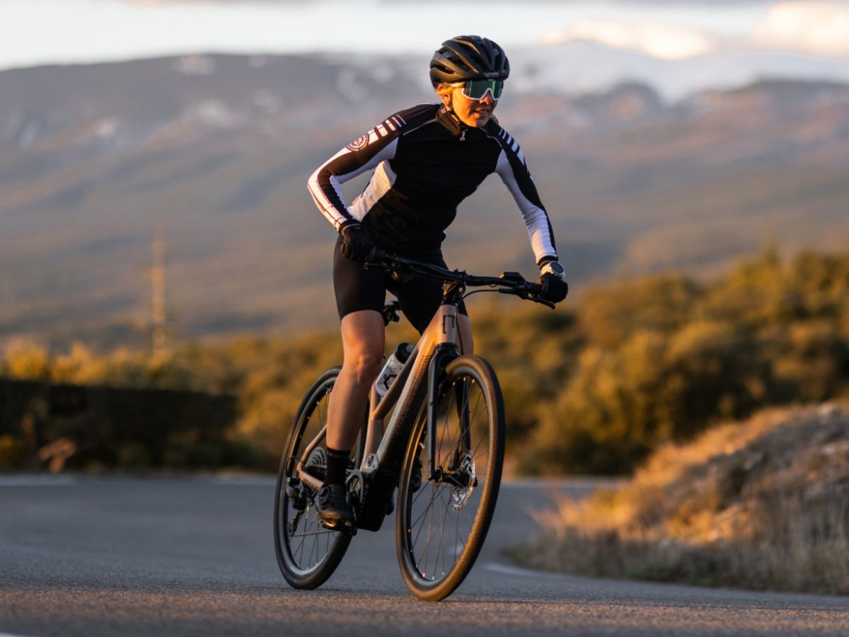 Vélo de Course Électrique à Calais – Brame Sports